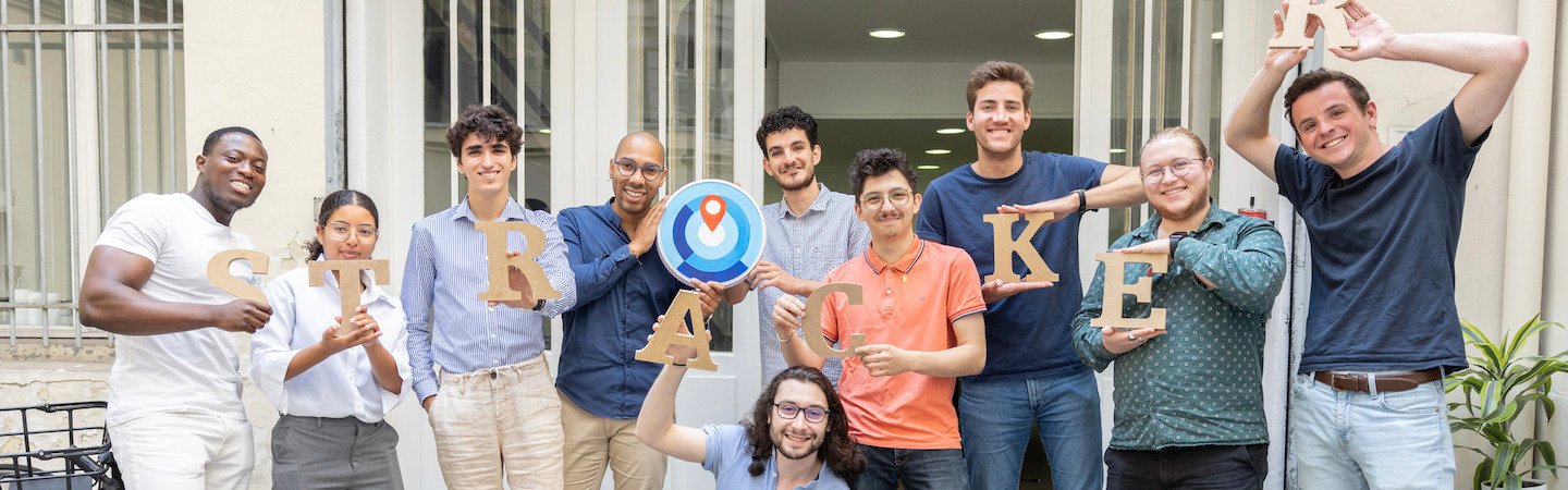 Stracker : photos, vidéos, recrutement