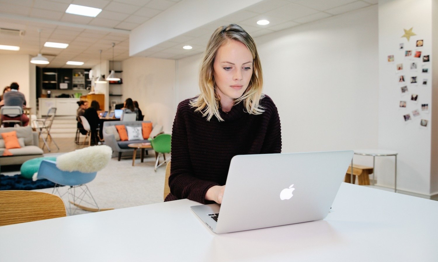 Le portrait de Mathilde Lacombe, fondatrice de Birchbox