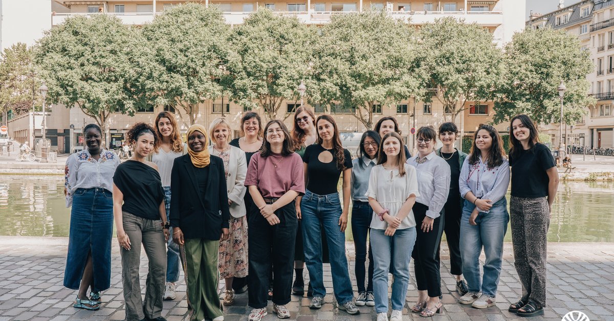 Social Builder : photos, vidéos, recrutement