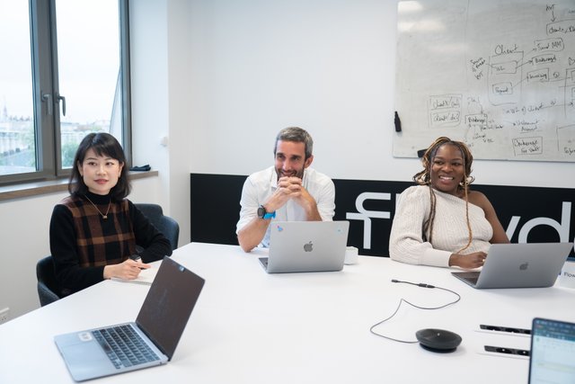 Flowdesk: pictures, videos and careers