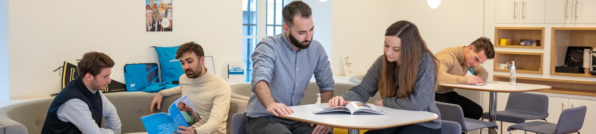 Offres d'emploi et stage - EF Education First