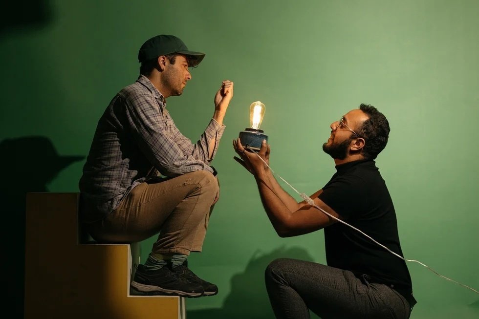 Mastering the art of flattery in job interviews: tips and tricks