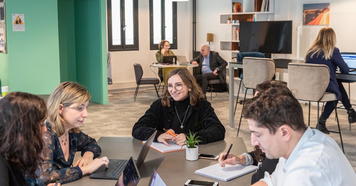 Offres d'emploi et stage - Business At Work