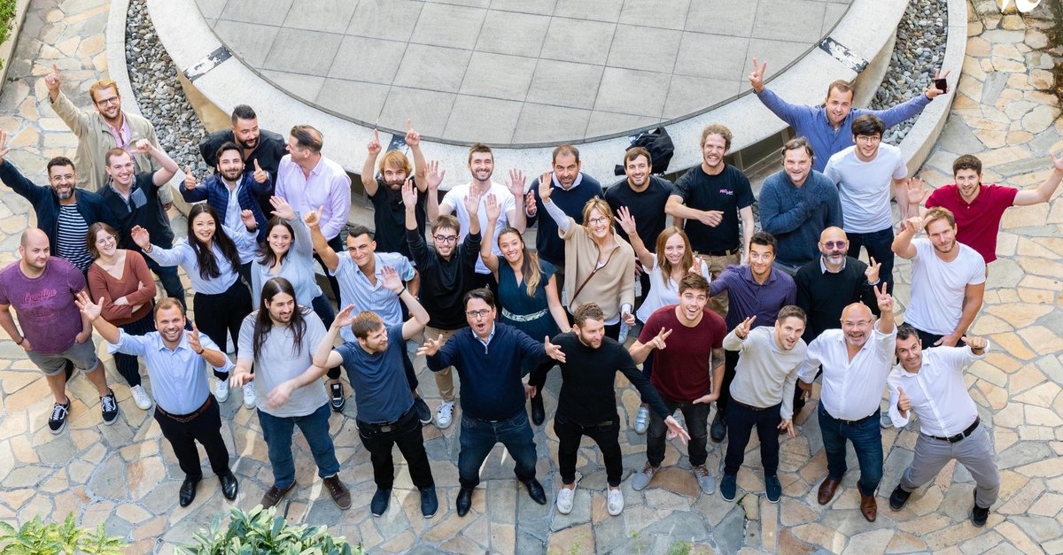 Technis: pictures, videos and careers