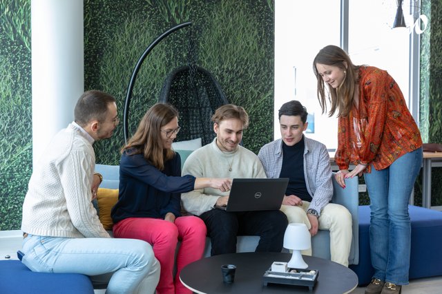 NielsenIQ Group incl Data Impact and GFK - Bureaux et télétravail