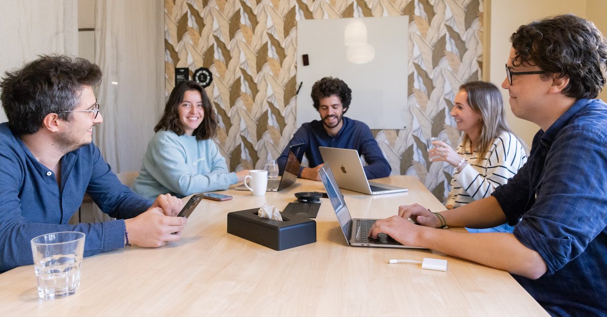 Dacker : photos, vidéos, recrutement