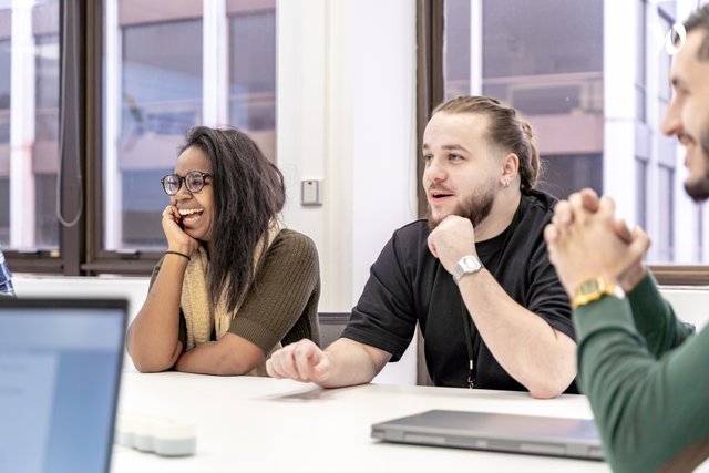 Xelya : Equipe (vidéos, interviews, photos)