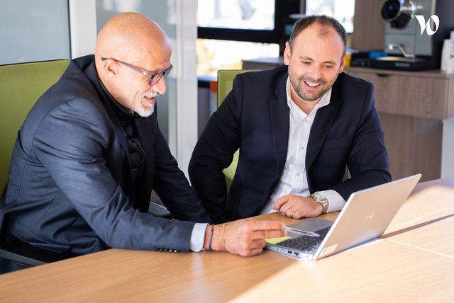 Square Management : photos, vidéos, recrutement